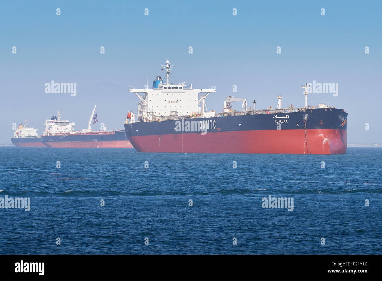 Crude oil tankers many hi-res stock photography and images - Alamy