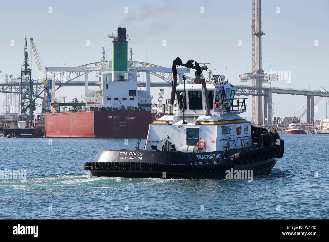 American supertanker hi-res stock photography and images - Alamy