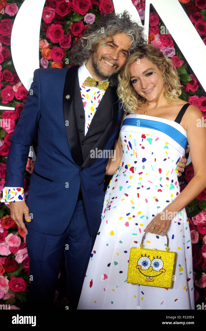 Wayne Coyne and his girlfriend Katy Weaver attending the 72nd Annual ...