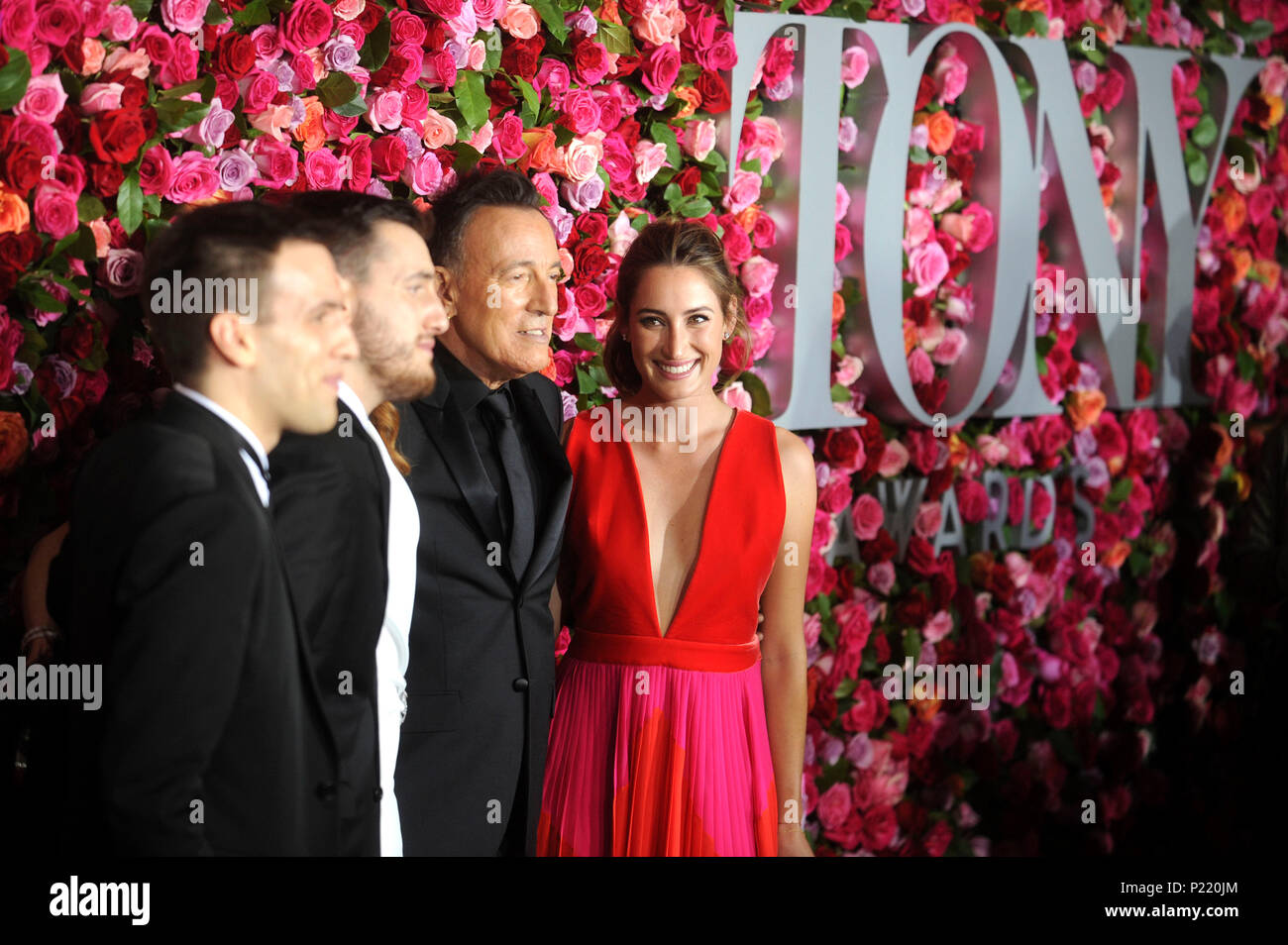 Evan Springsteen, Sam Springsteen, Bruce Springsteen and Jessica ...