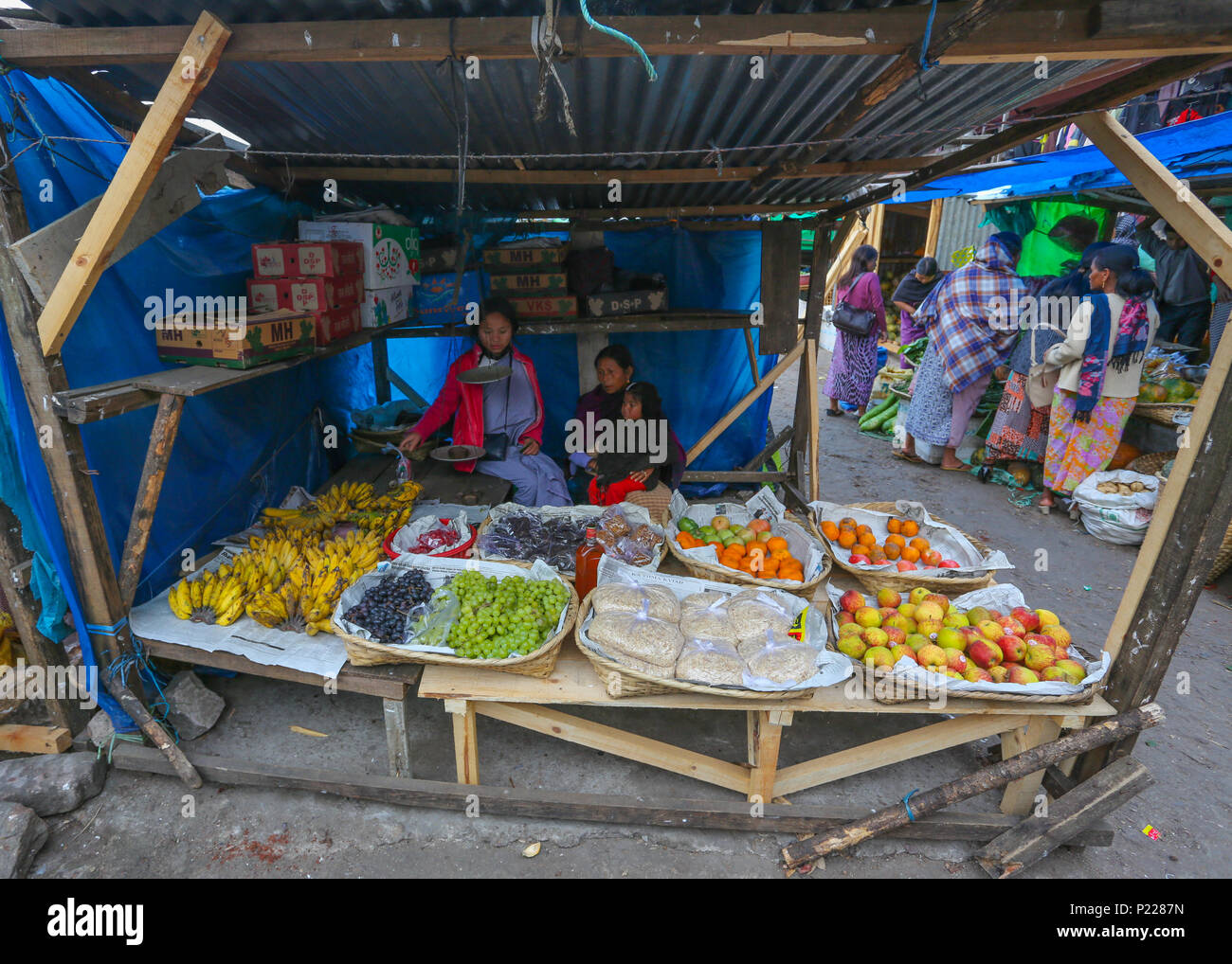 Cherrapunji market hi-res stock photography and images - Alamy