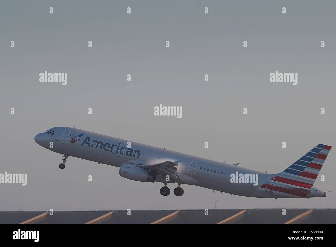 American Airlines Airbus A321 Jet Taking Off At Los Angeles ...