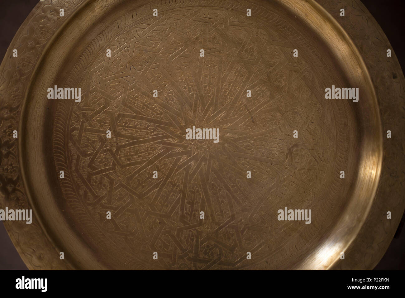 Morocco, Marrakech, arts and crafts, metal plate Stock Photo - Alamy