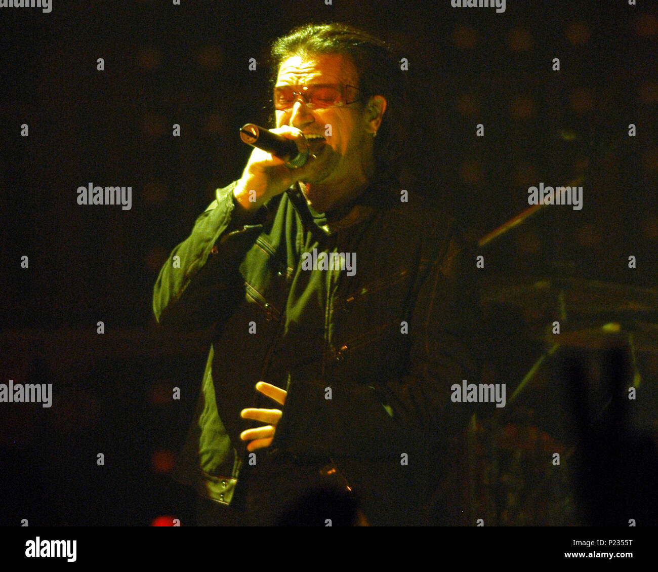 NOVEMBER 18 - ATLANTA, GA: Bono of U2 performs during the band's ...