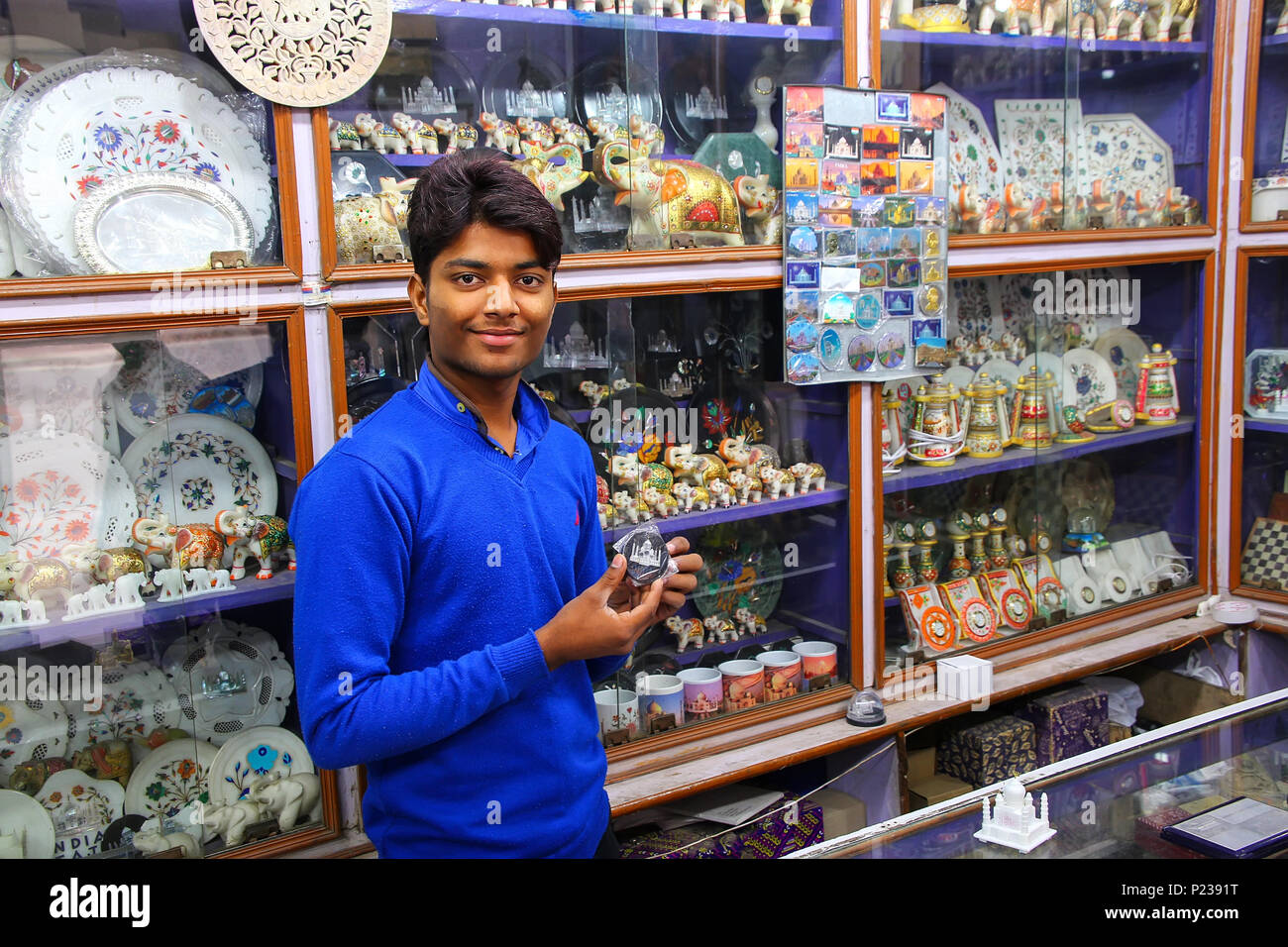 Tourist Kiosk India High Resolution Stock Photography and Images - Alamy