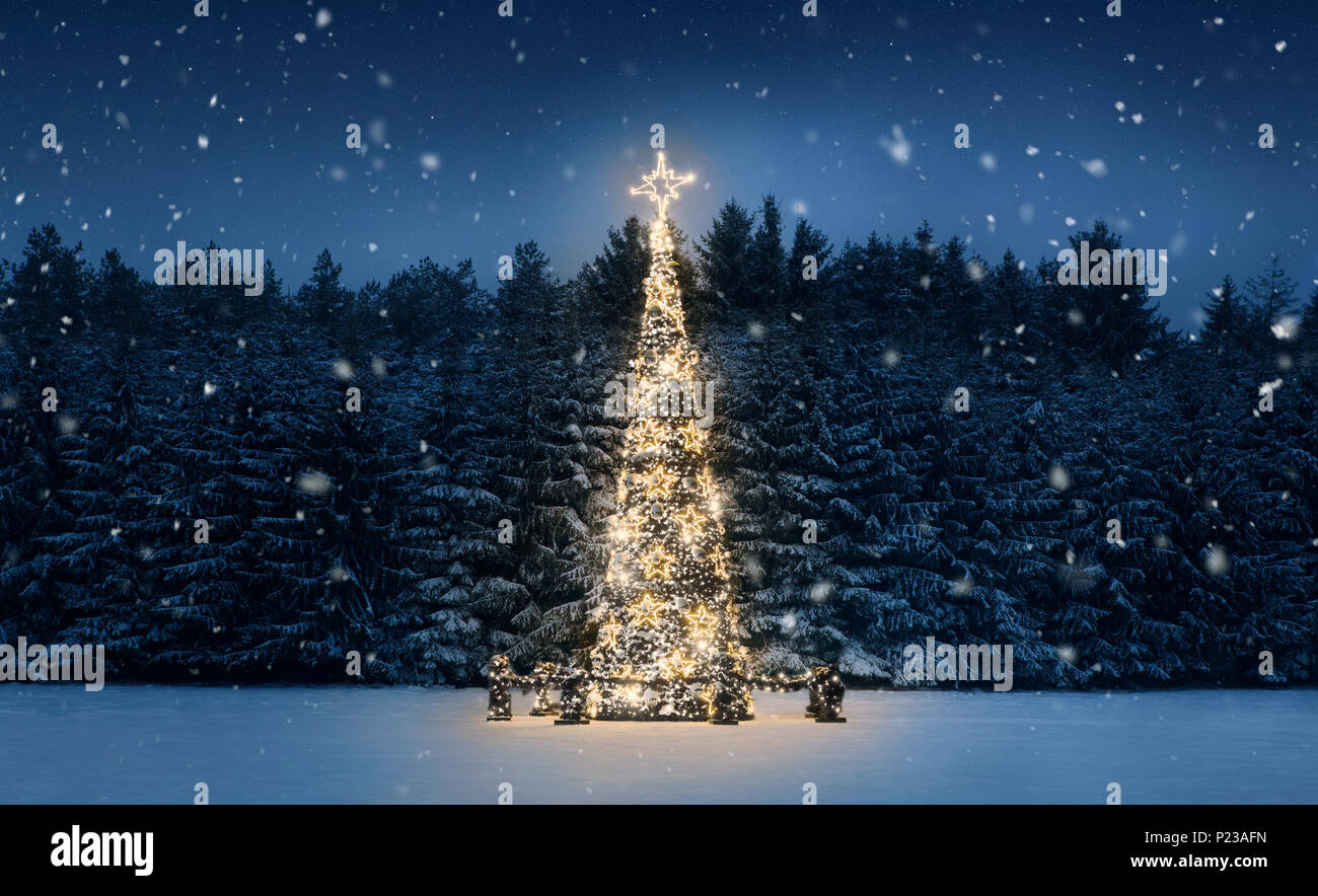 Snowfall christmas snow hi-res stock photography and images - Alamy