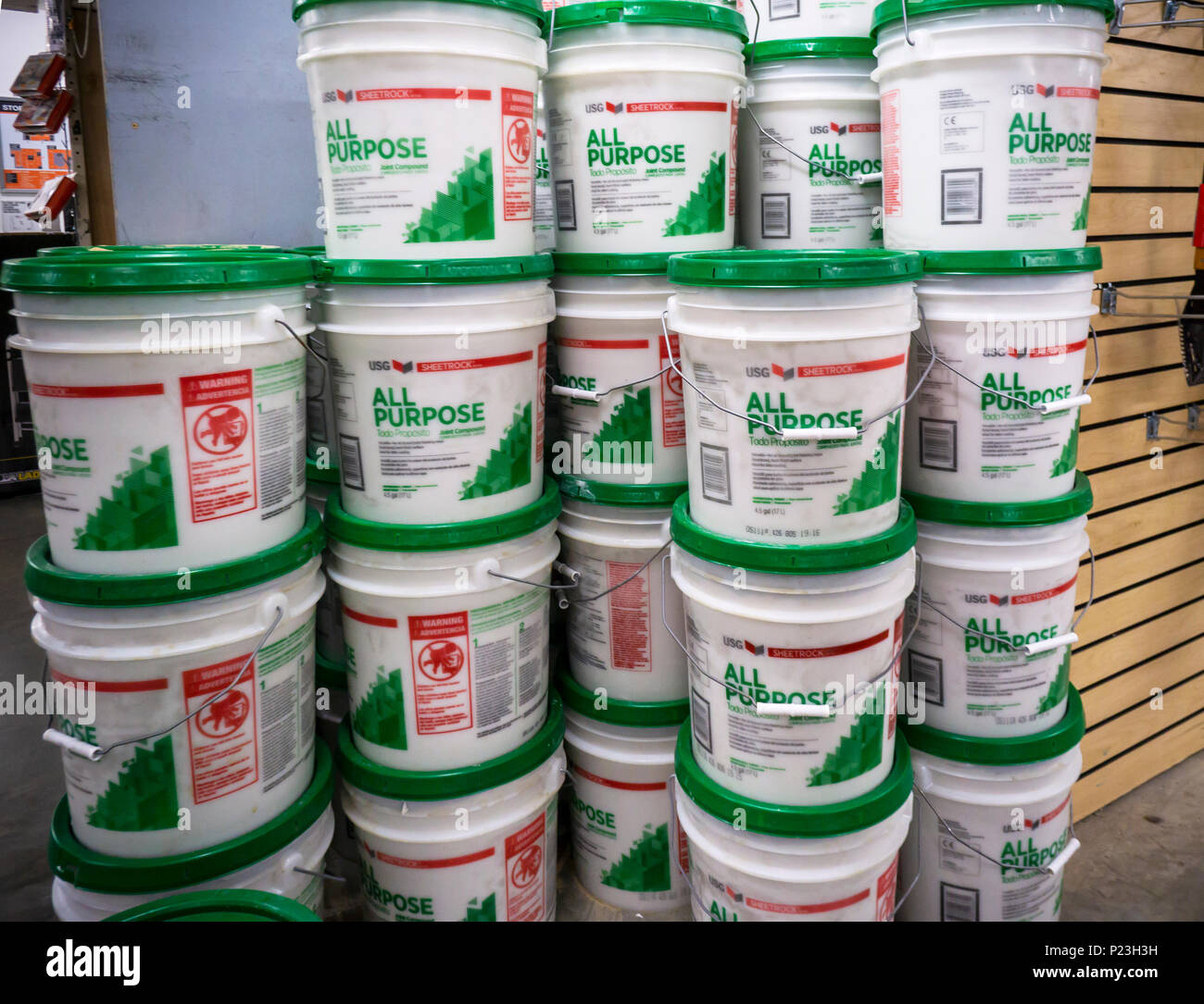 Building and coating materials hi-res stock photography and images - Alamy