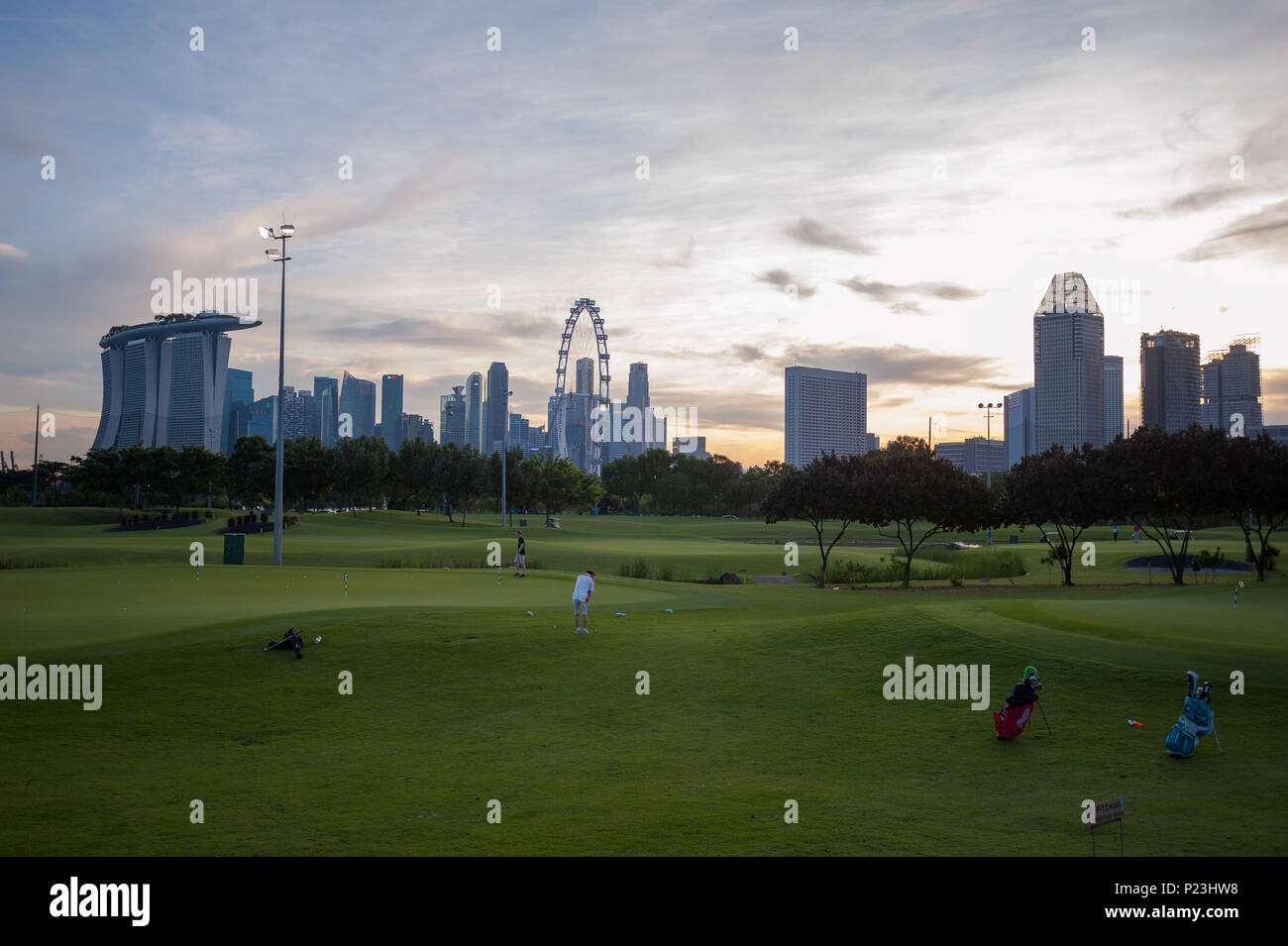Marina bay golf course hi-res stock photography and images - Alamy