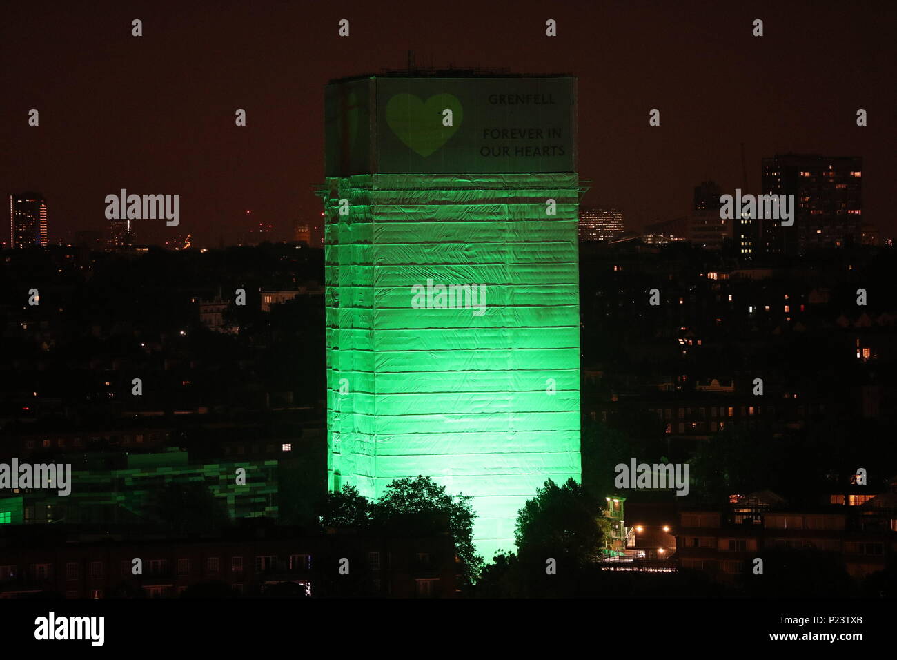 Tower green tower of london hi-res stock photography and images - Alamy