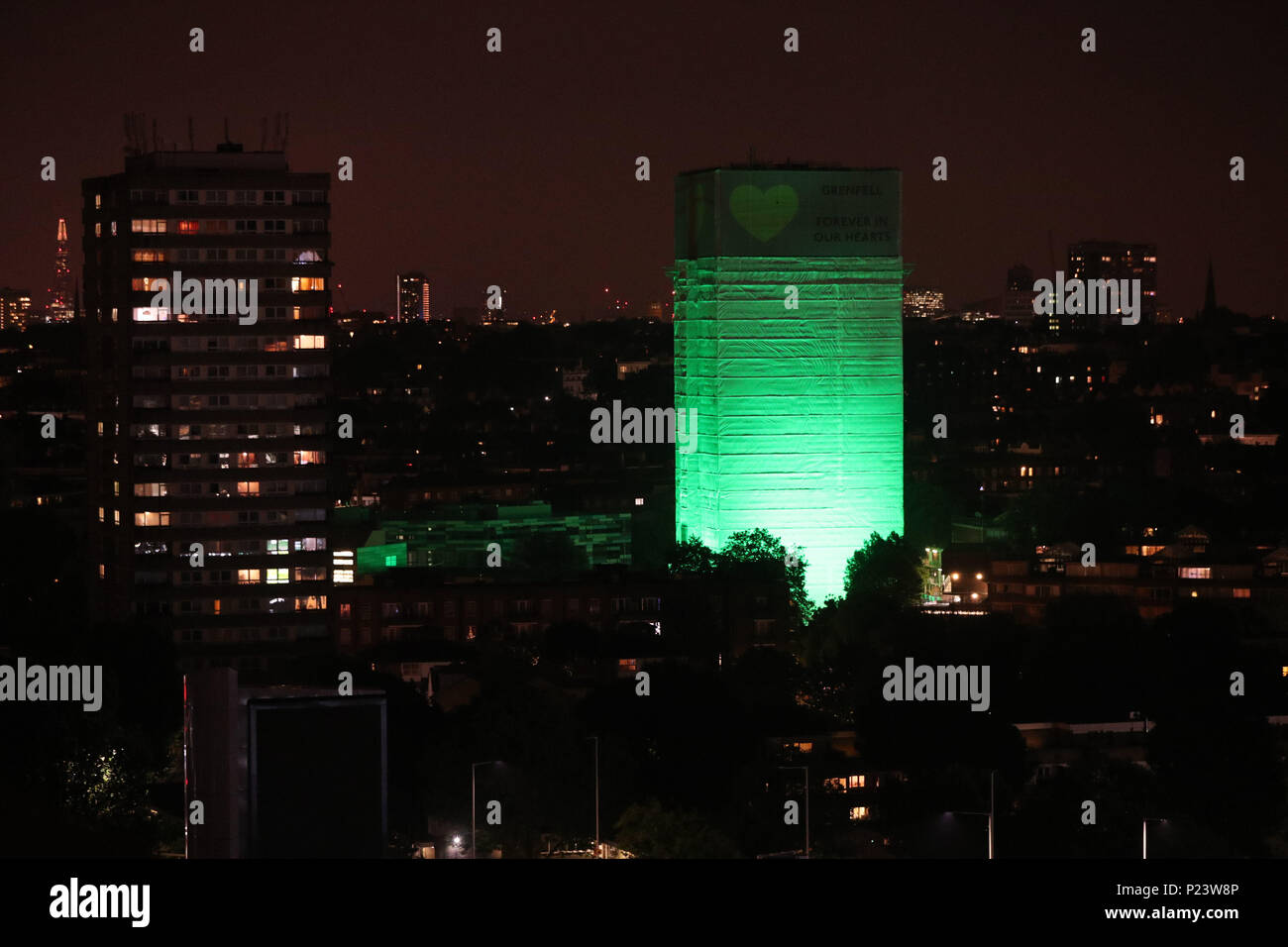 Tower green tower of london hi-res stock photography and images - Alamy