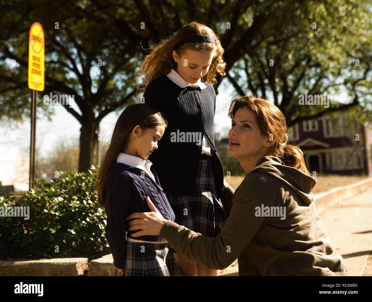 Sandra bullock premonition 2007 hi-res stock photography and images - Alamy