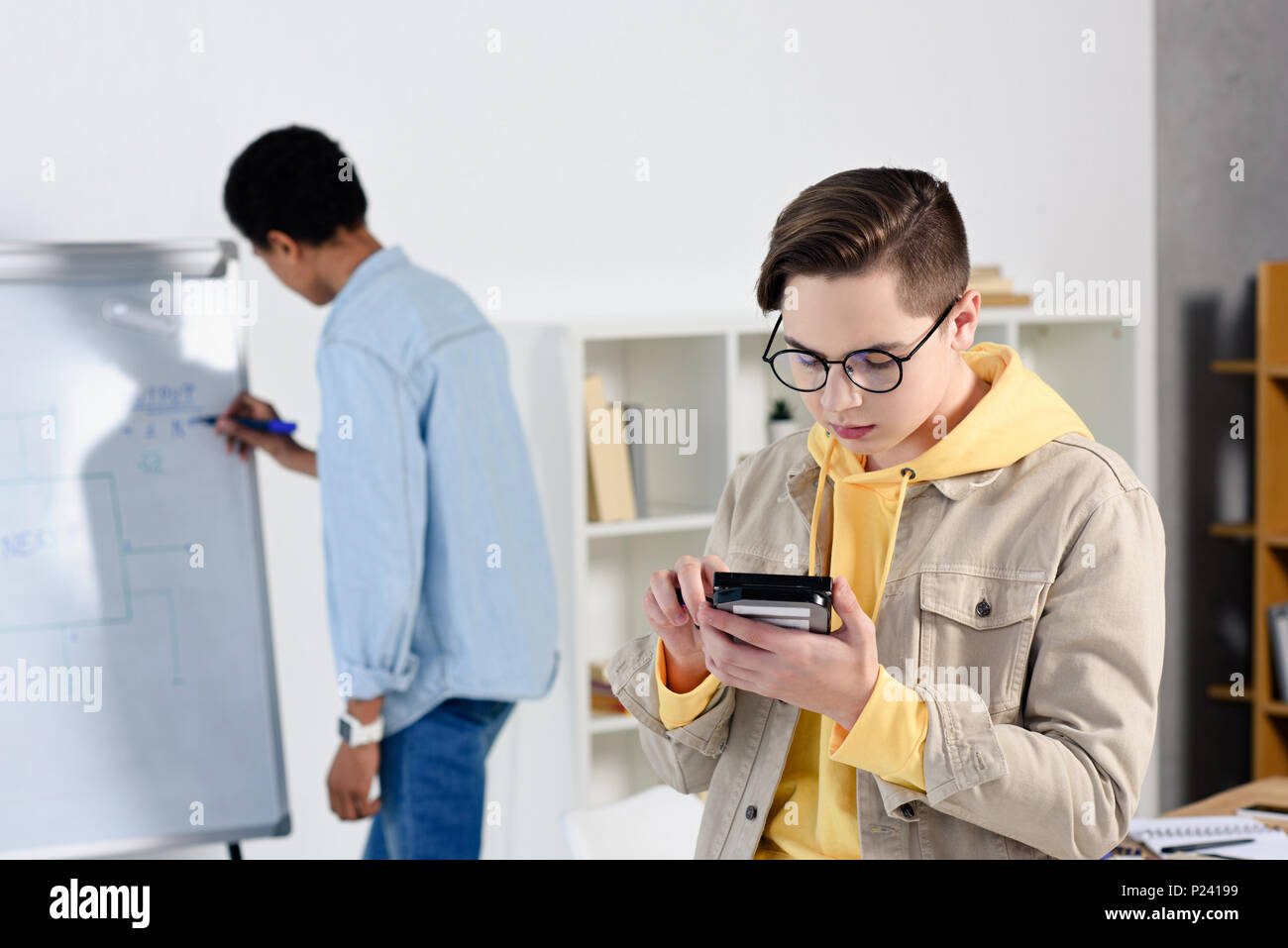 African teen studying home hi-res stock photography and images - Alamy