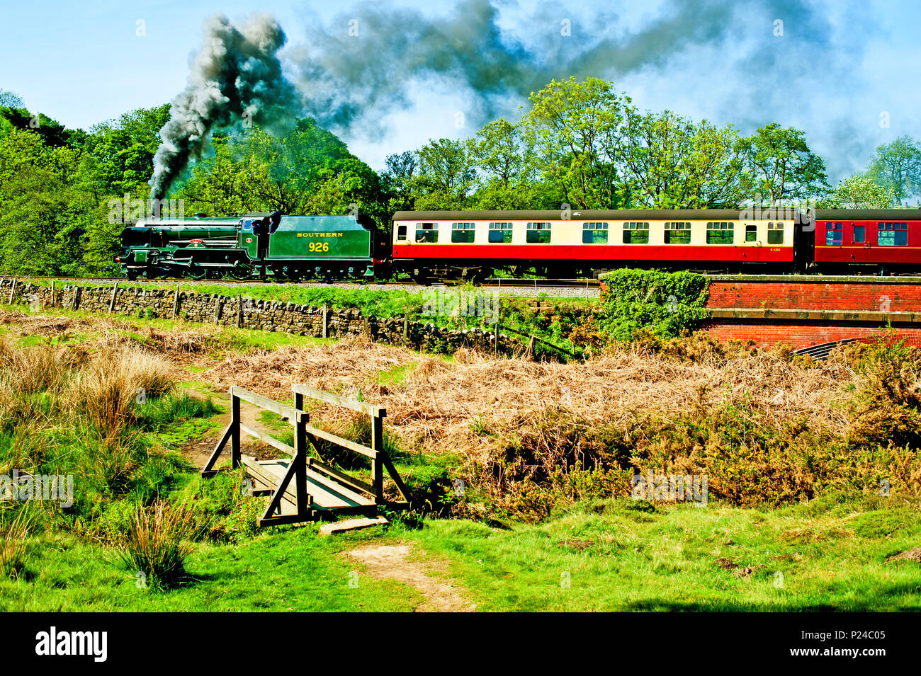Schools class locomotive hi-res stock photography and images - Alamy