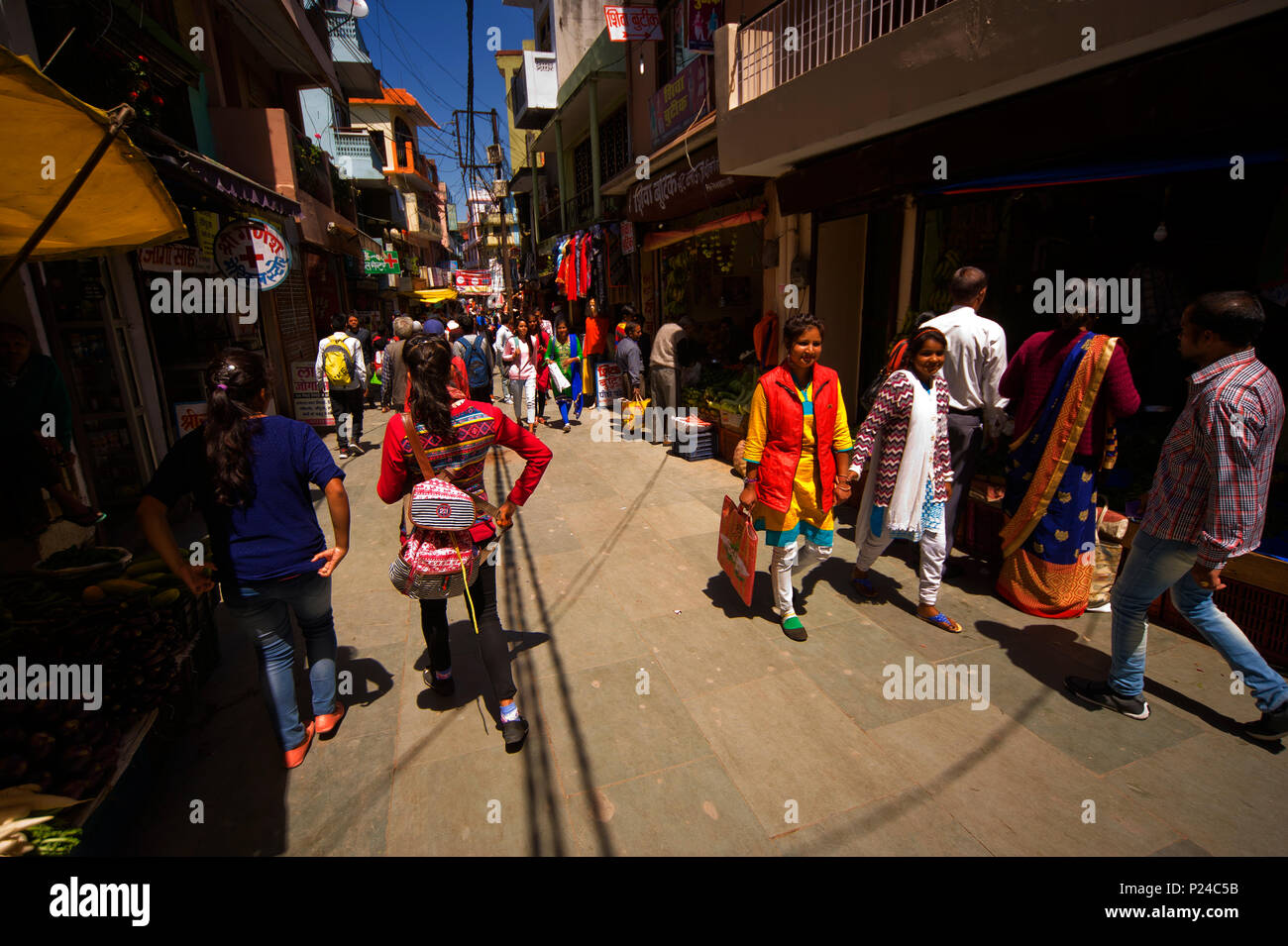 Almora market hi-res stock photography and images - Alamy