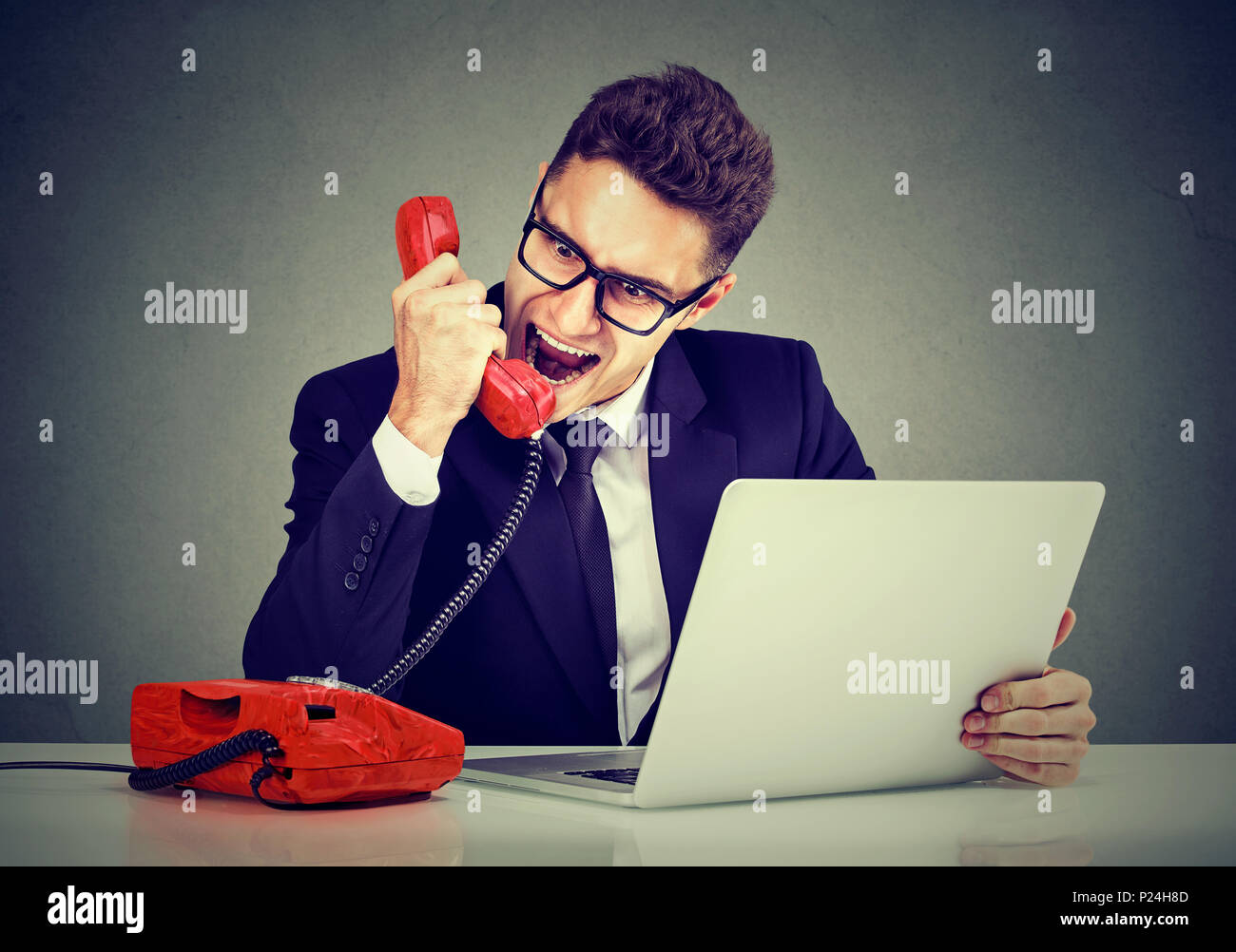 Angry boss computer hi-res stock photography and images - Alamy