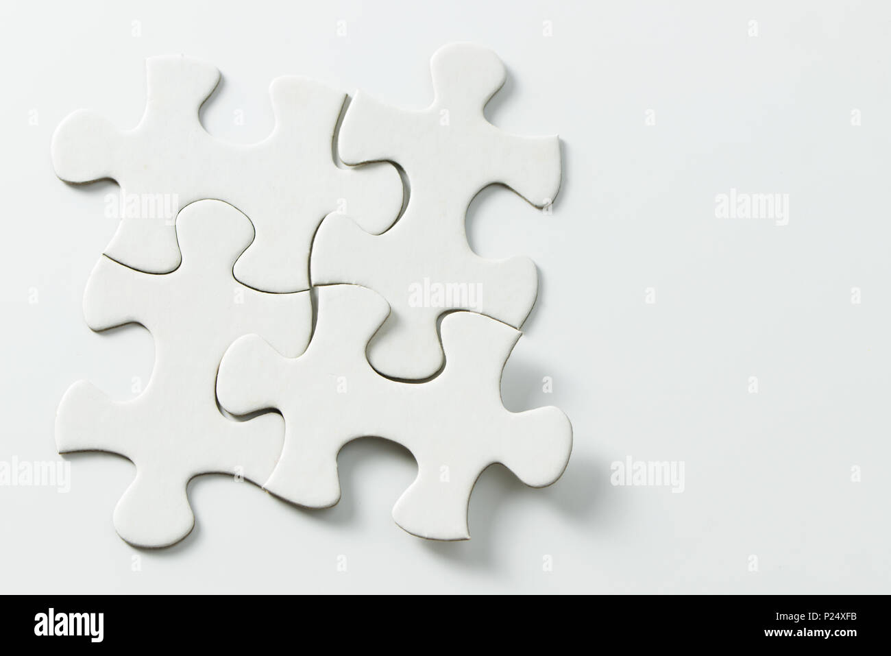 Jigsaw puzzle pieces business hi-res stock photography and images - Alamy