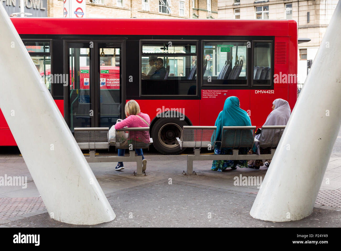 London, Great Britain, Bus stop Finbury Park Stock Photo - Alamy