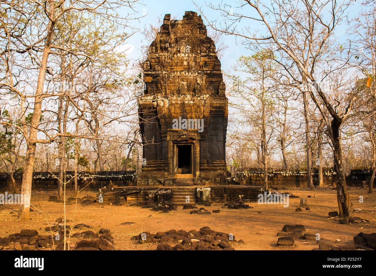 Ancient building complex hi-res stock photography and images - Alamy