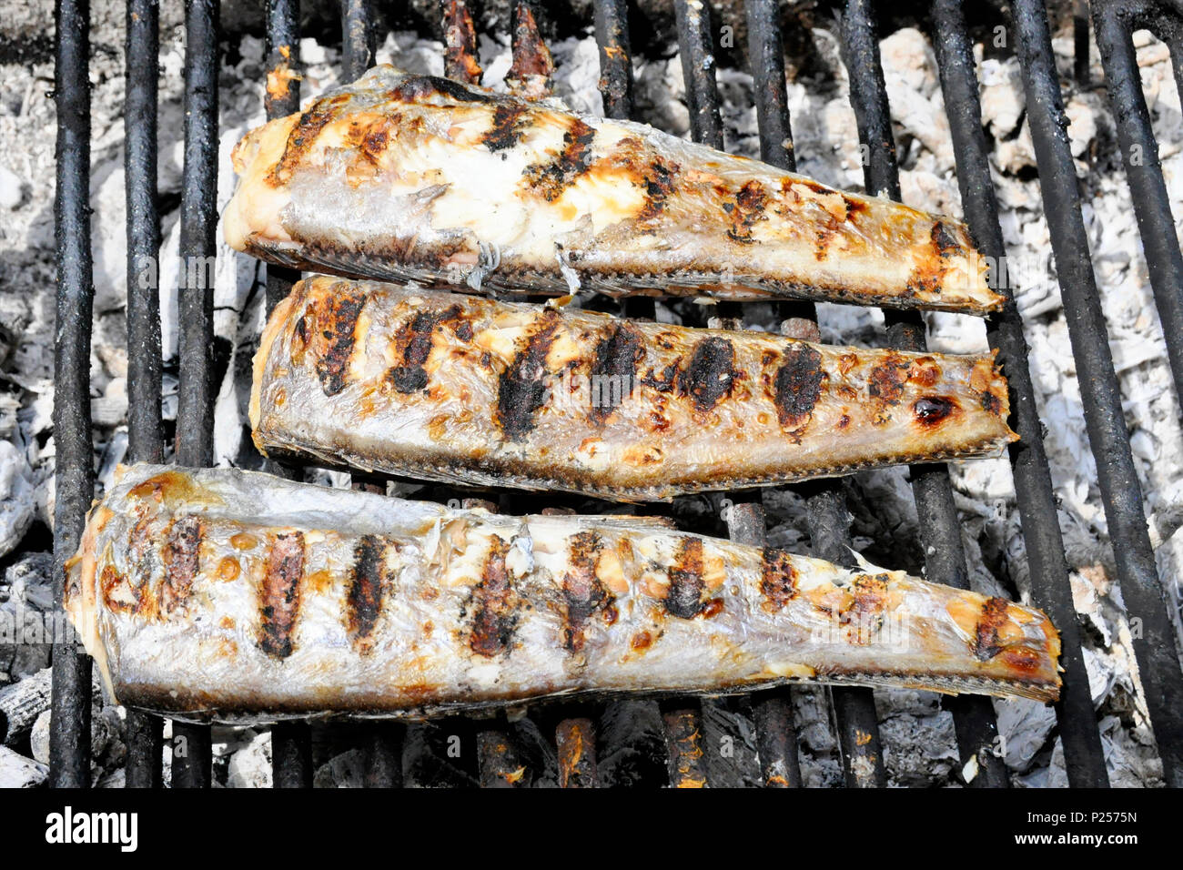 Carcass fish hi-res stock photography and images - Alamy