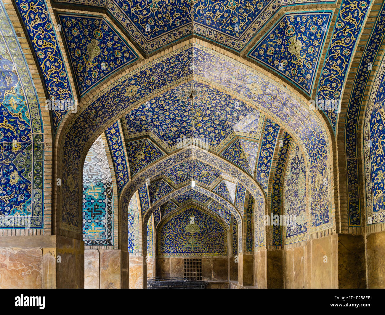Blue tile vault in Imam Mosque in Isfahan Stock Photo - Alamy