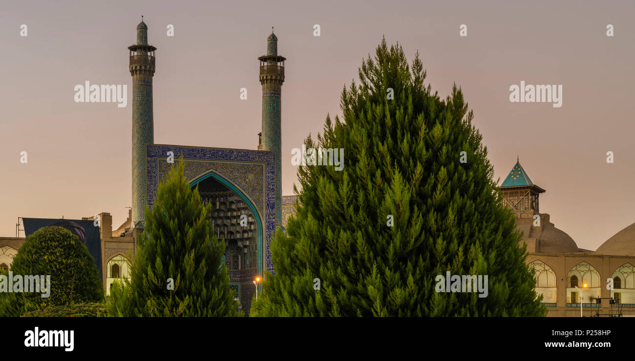 Emam mosque imam square hi-res stock photography and images - Alamy