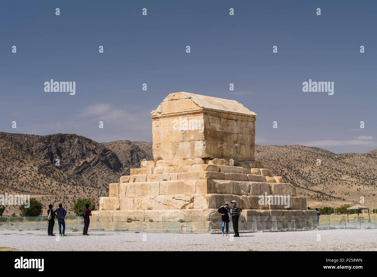 Tomb of Cyros the Great II in Pasagardae Stock Photo - Alamy