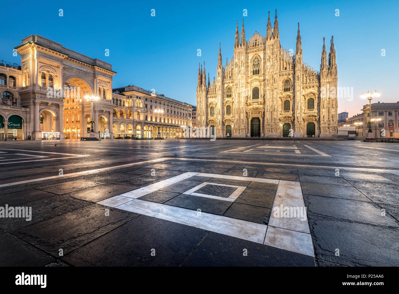 Italian gothic art architecture hi-res stock photography and images - Alamy