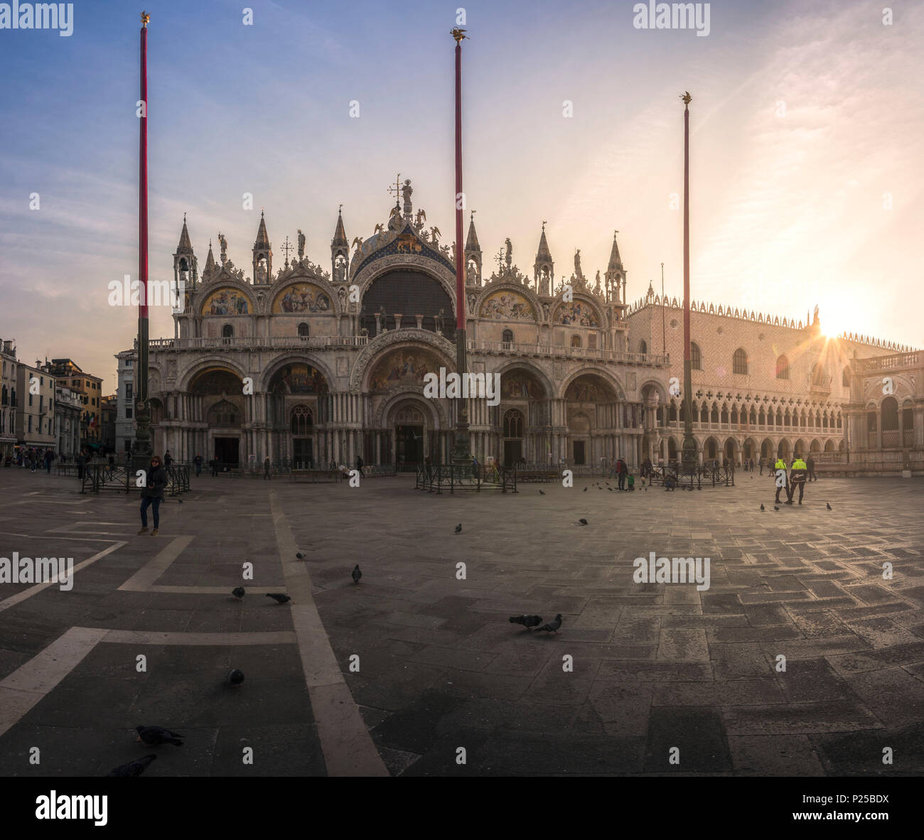St marks basilica doges palace venice hi-res stock photography and ...