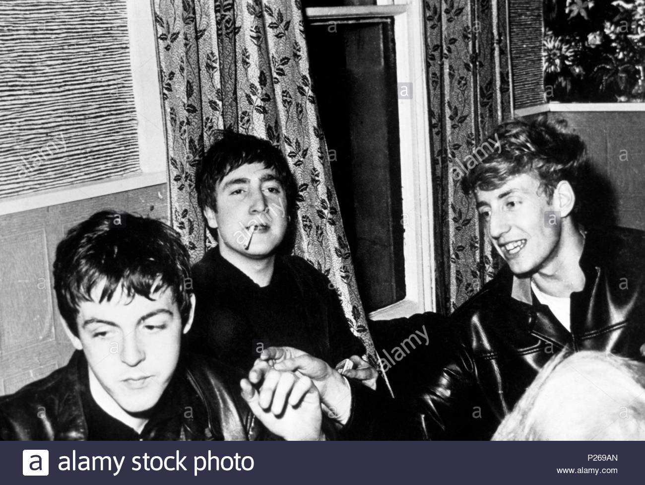 The Beatles 1962 Stock Photos & The Beatles 1962 Stock Images - Alamy