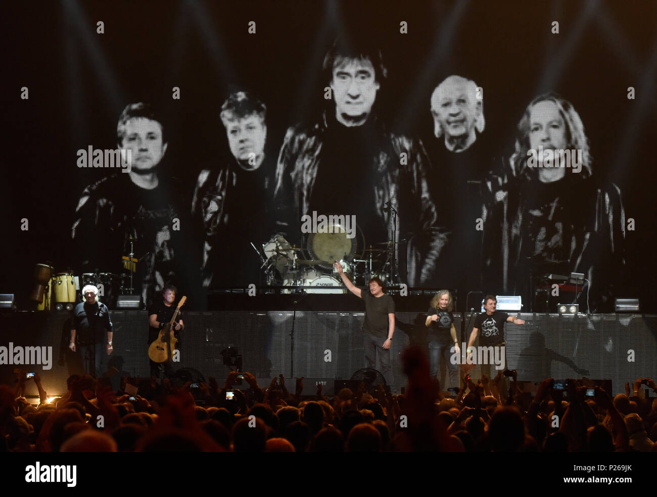 Berlin, Germany, The last concert of the Puhdys Stock Photo - Alamy