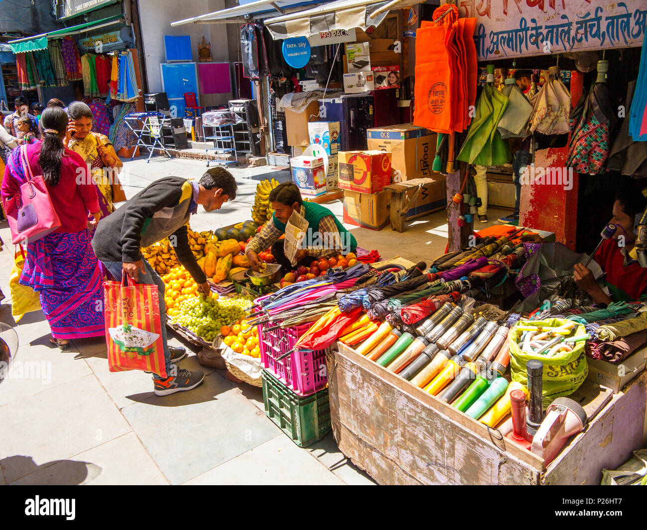 Almora market hi-res stock photography and images - Alamy