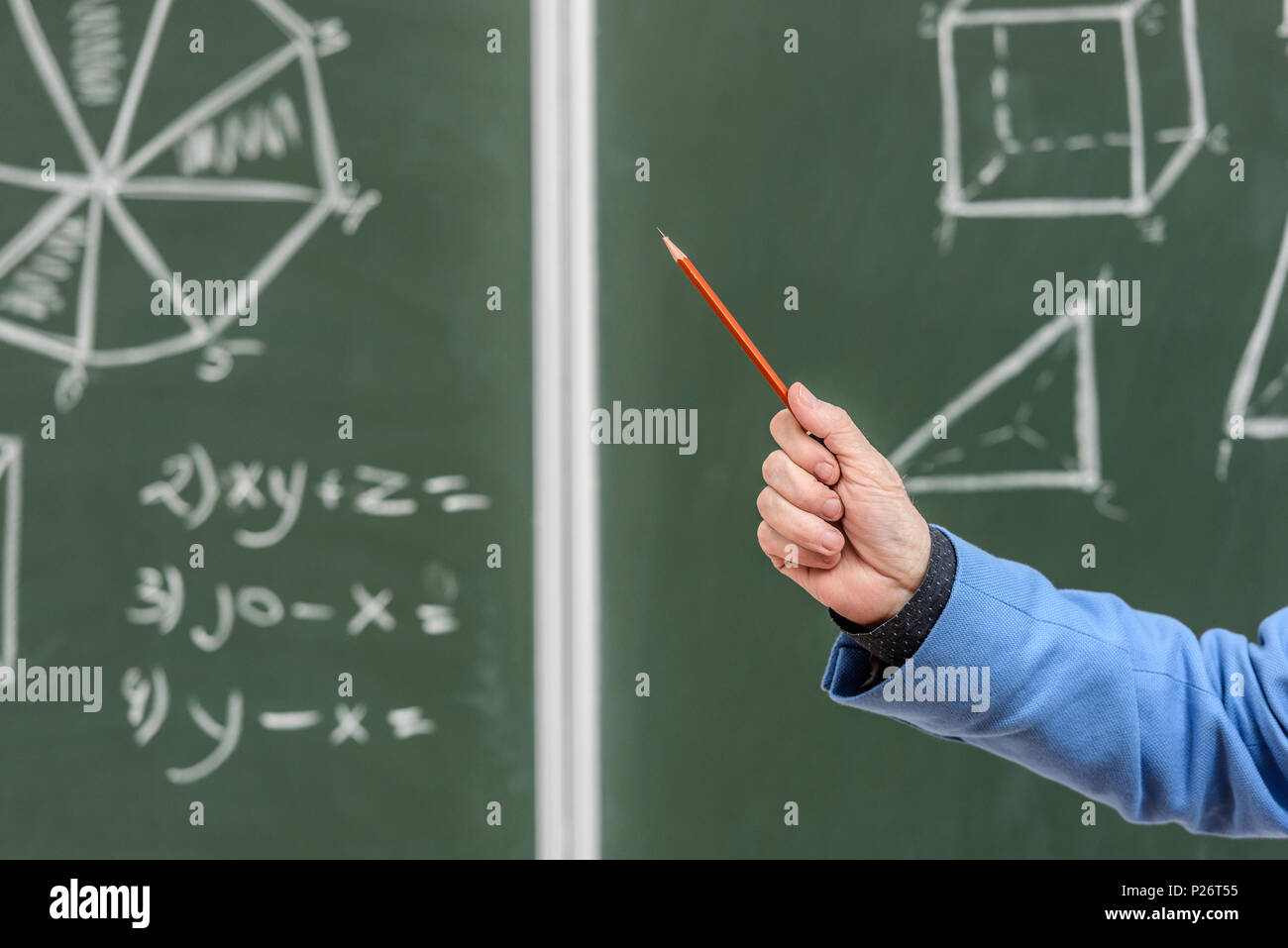 Lecturer pointing something hi-res stock photography and images - Alamy