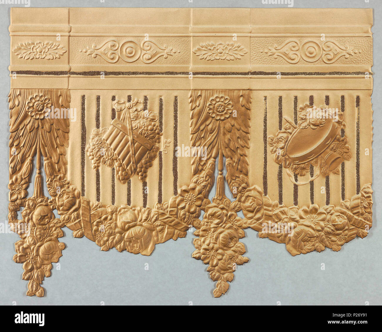 . English: Border (Germany), ca. 1900 . English: Floral swags and ...