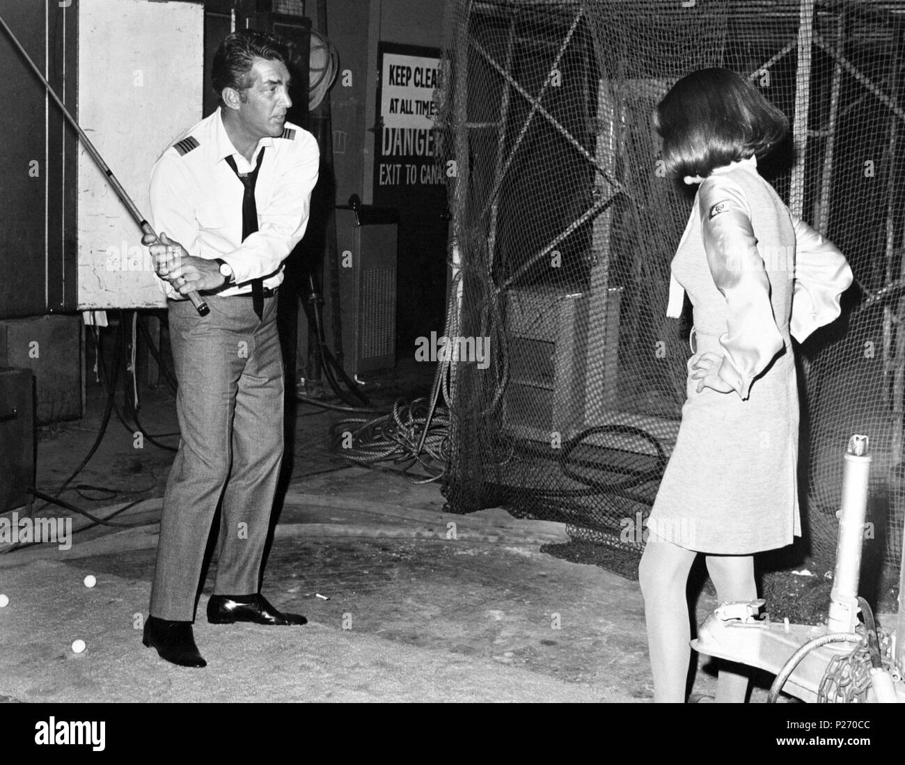 Dean martin jacqueline bisset Black and White Stock Photos & Images - Alamy