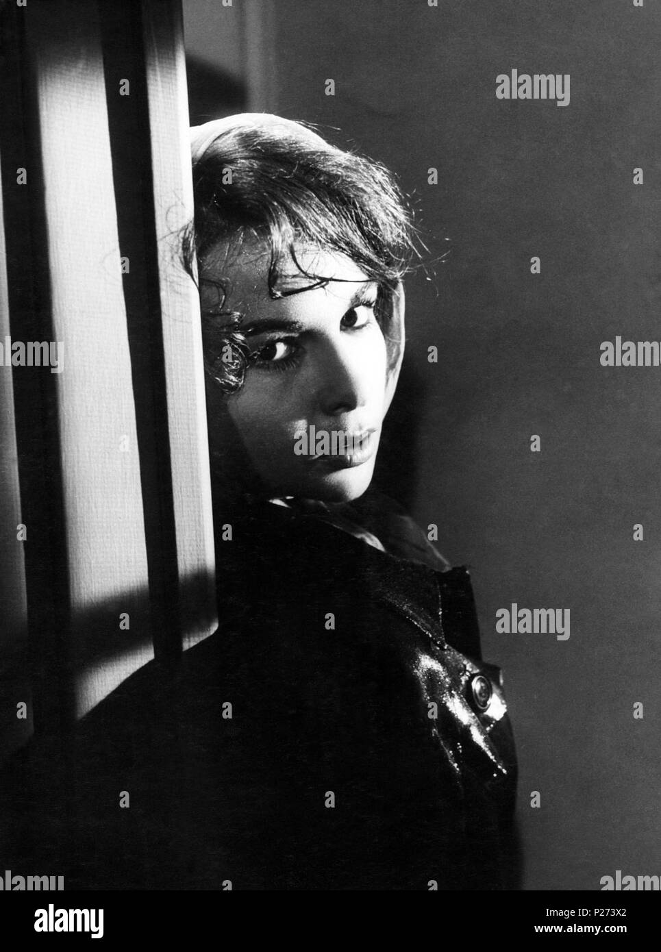 Original Film Title: LA CHATTE. English Title: LA CHATTE. Film Director ...