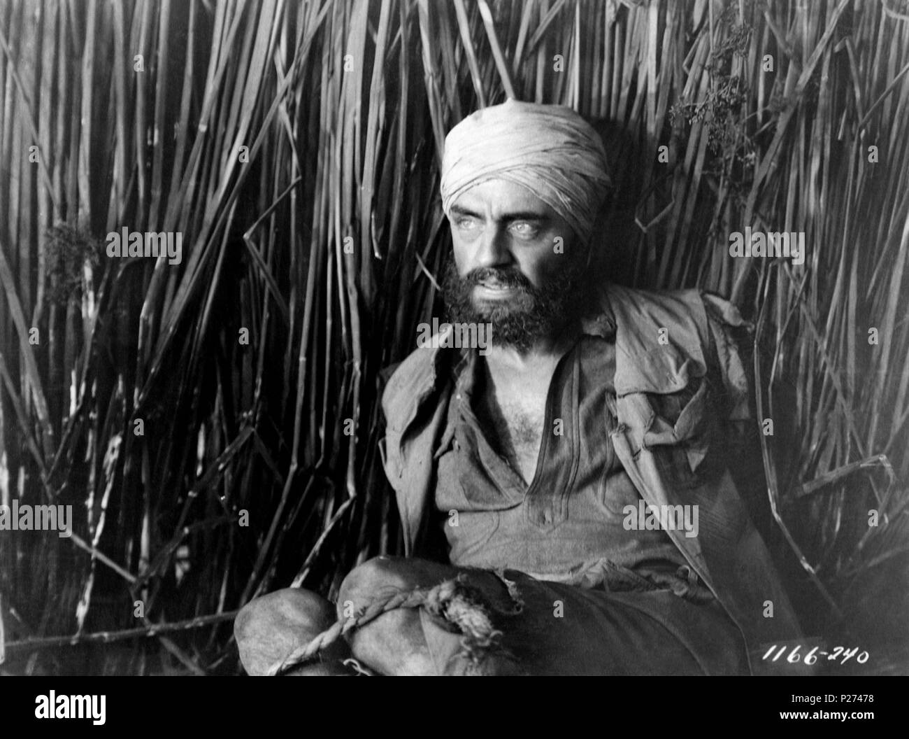 Original Film Title: THE FOUR FEATHERS. English Title: THE FOUR ...