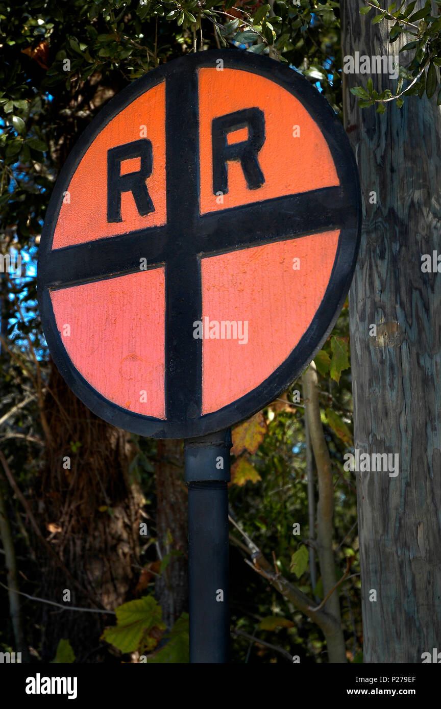 Vintage Rural Railroad Crossing Sign Stock Photo - Alamy