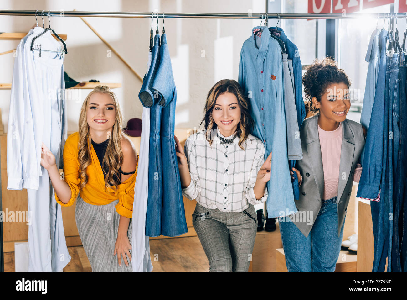 Group of women friends, from behind hi-res stock photography and images ...