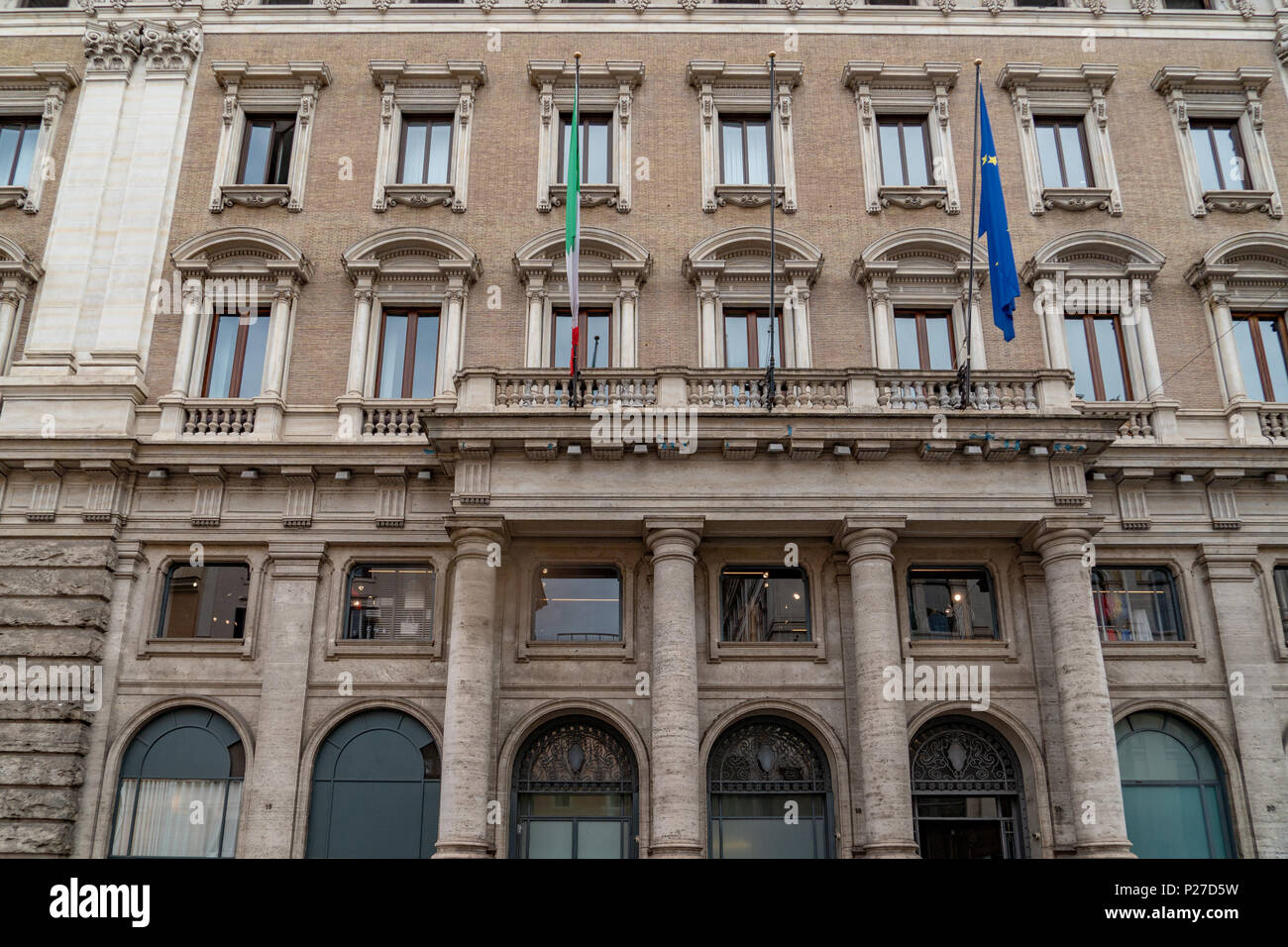 Italian government palace in rome Stock Photo - Alamy