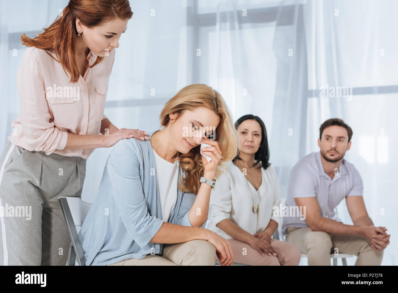 Group of people crying hi-res stock photography and images - Alamy