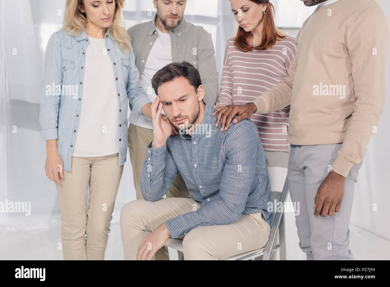 Group shot middle aged women hi-res stock photography and images - Alamy