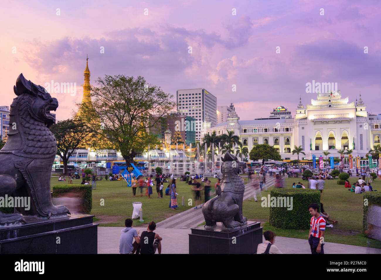 Rangoon burma memorial hi-res stock photography and images - Alamy