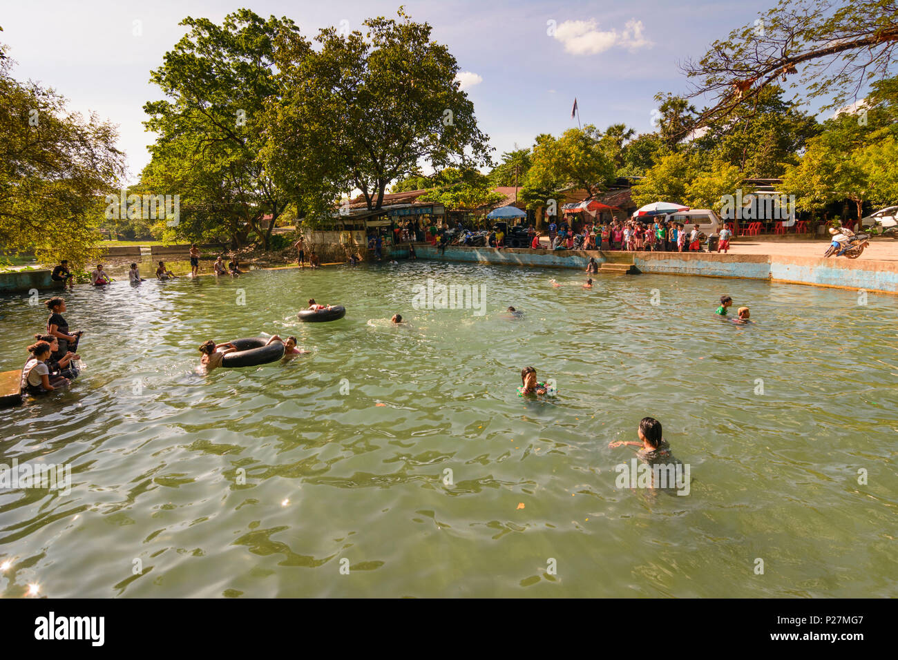 Bathing people hi-res stock photography and images - Alamy