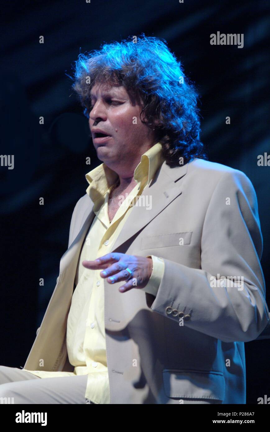 The spanish flamenco singer José Mercé in a tribute concert to Parrilla ...