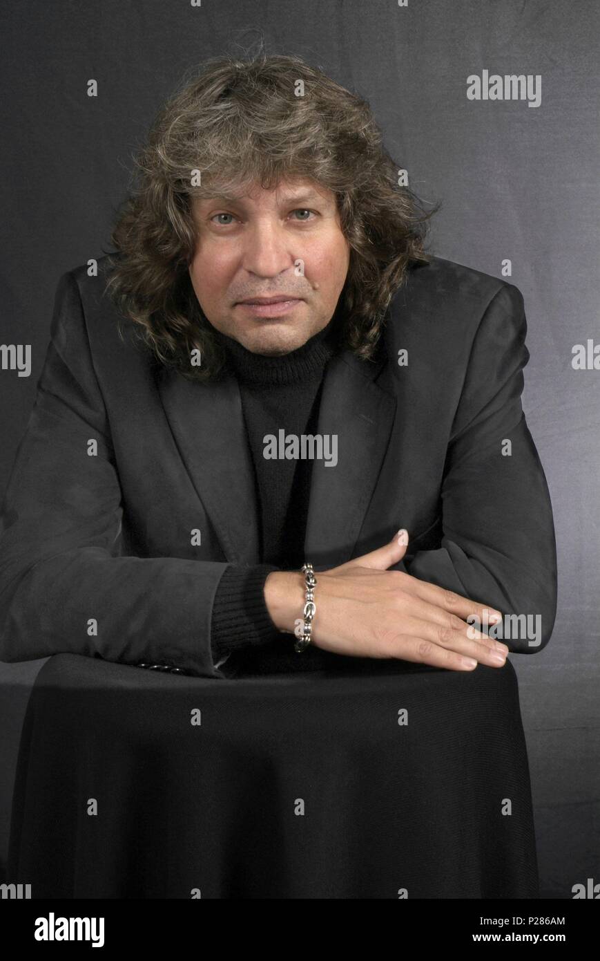 The spanish flamenco singer José Mercé in 2006 Stock Photo - Alamy