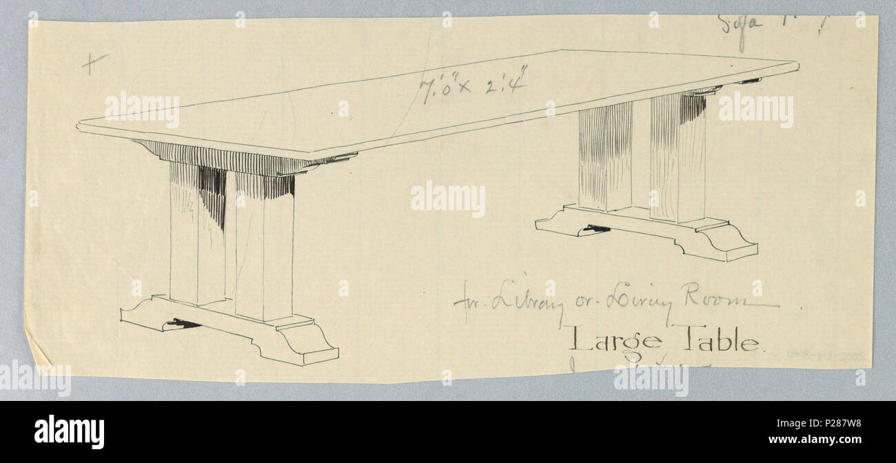 Four columnar legs hi-res stock photography and images - Alamy