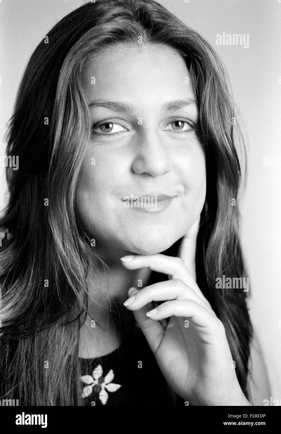 The spanish flamenco singer Niña Pastori Stock Photo - Alamy