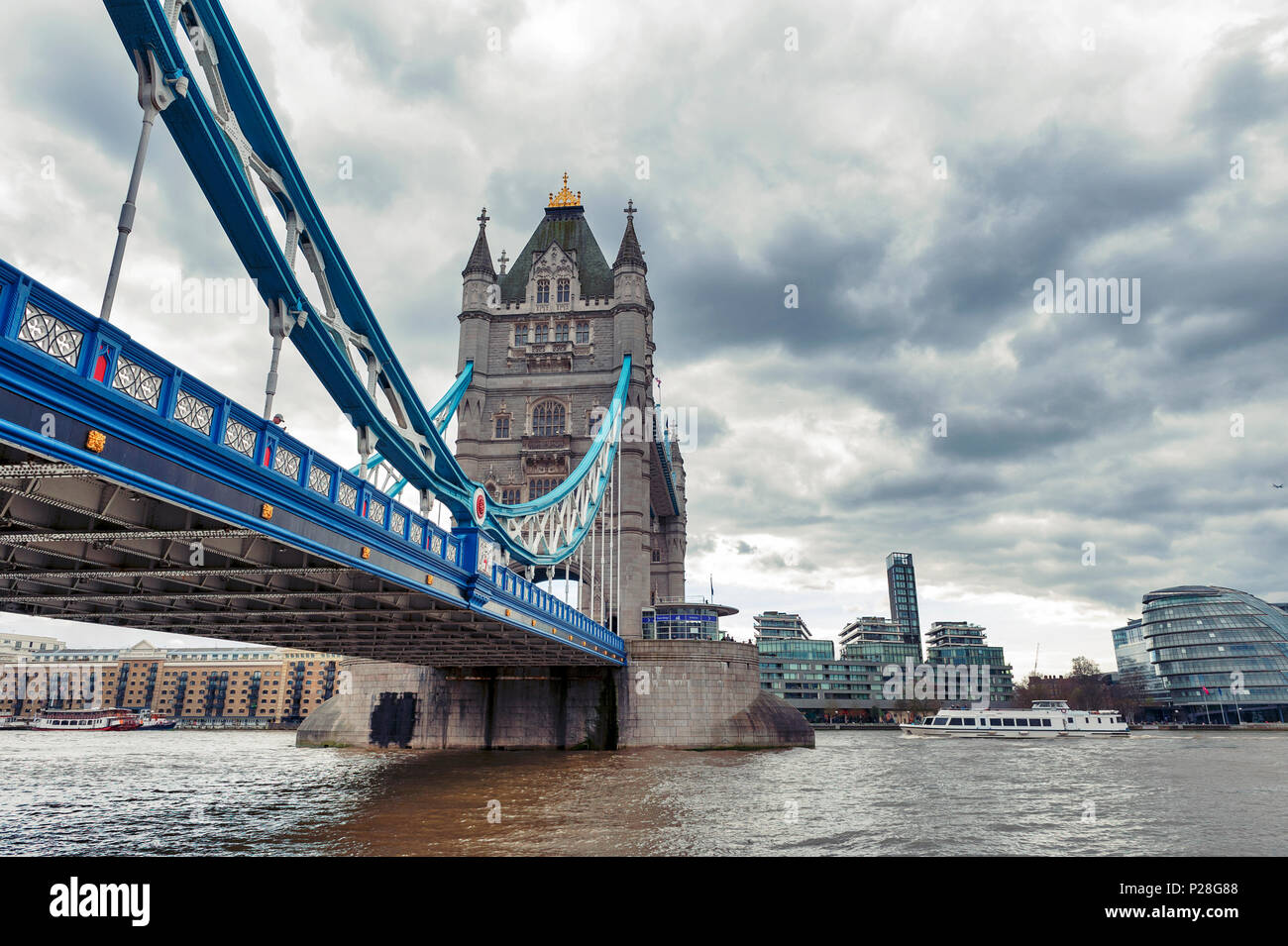 Tower Bridge, a combined bascule and suspension bridge with twin towers ...