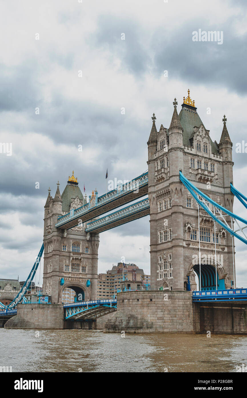 Tower Bridge, a combined bascule and suspension bridge with twin towers ...