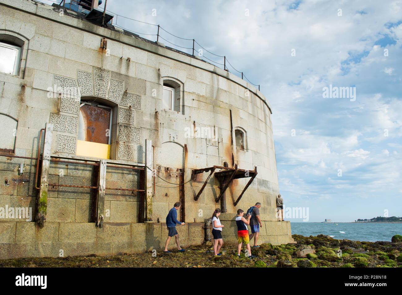 Participants of the 2017 Bembridge and St Helens "Fort Walk" on the ...